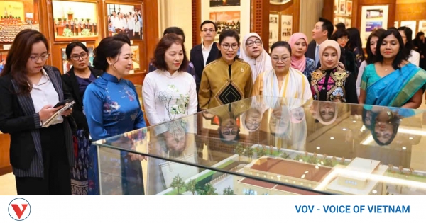 NA Chairman’s spouse meets ASEAN women’s group in Hanoi